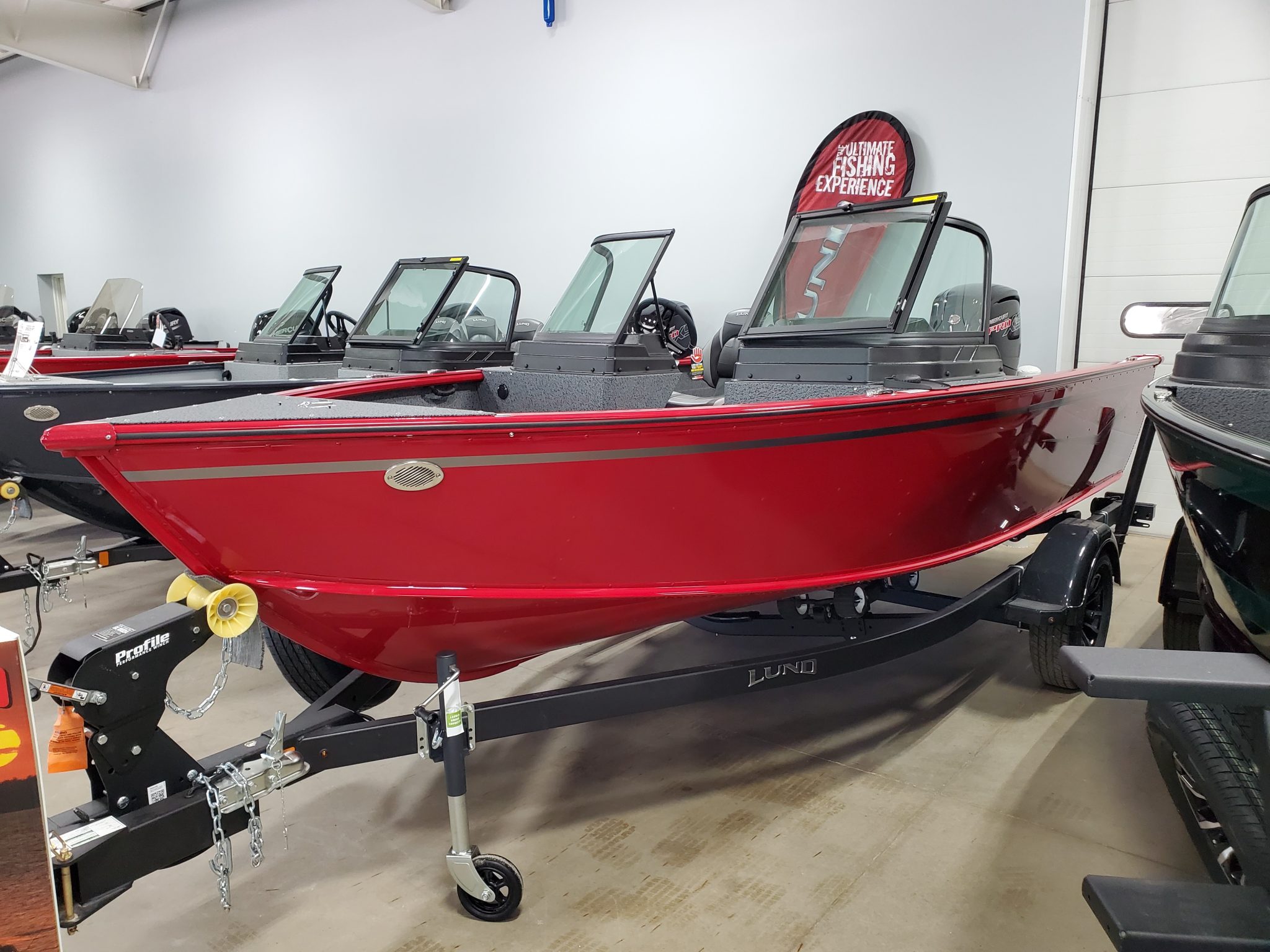 2026 Lund 1800 Explorer Sport (Red) – Plowman's Marine
